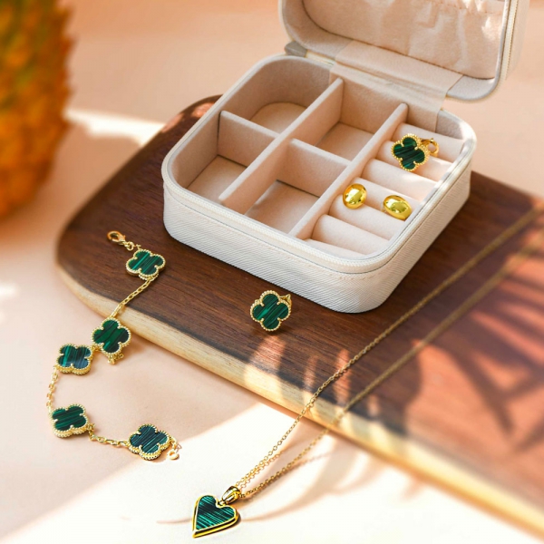 Ilu Joyeria | Green Clover Earring